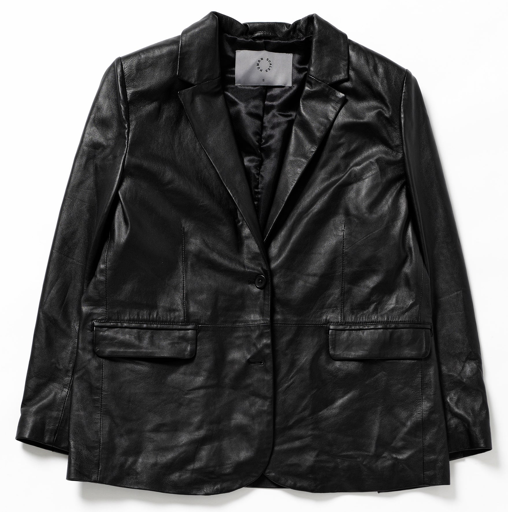 Tova black – Human Scales